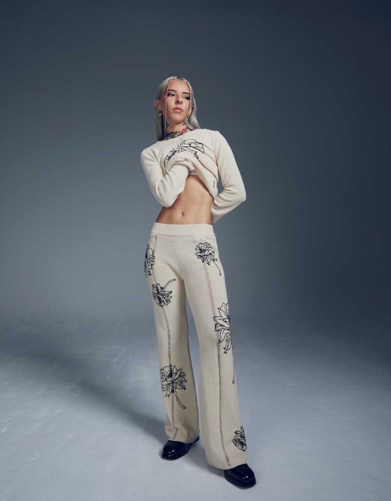 Young Miko es la voz del movimiento queer en la música pop urbana latina