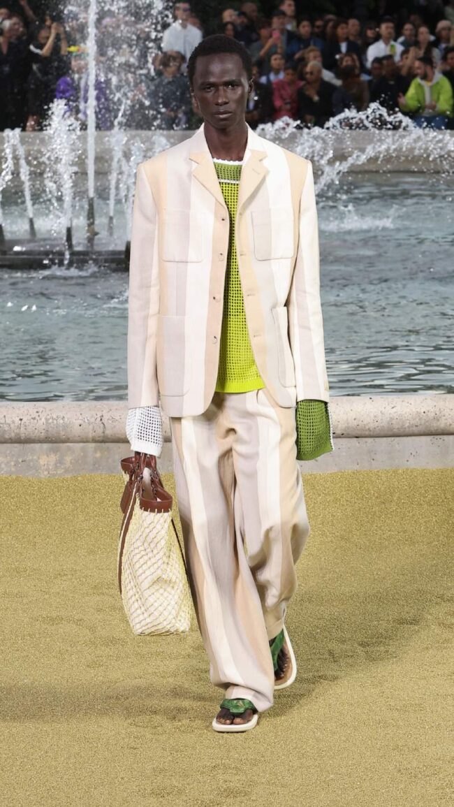 Kenzo SS25: un estudio de oriente, occidente, el pasado y el presente