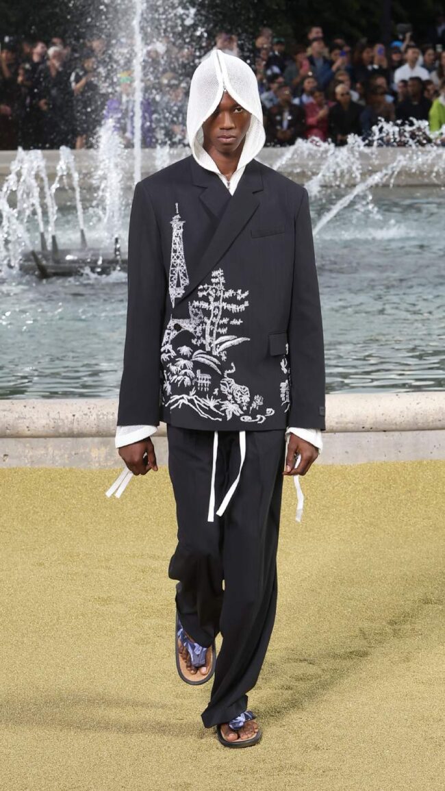 Kenzo SS25: un estudio de oriente, occidente, el pasado y el presente