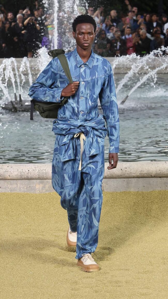 Kenzo SS25: un estudio de oriente, occidente, el pasado y el presente