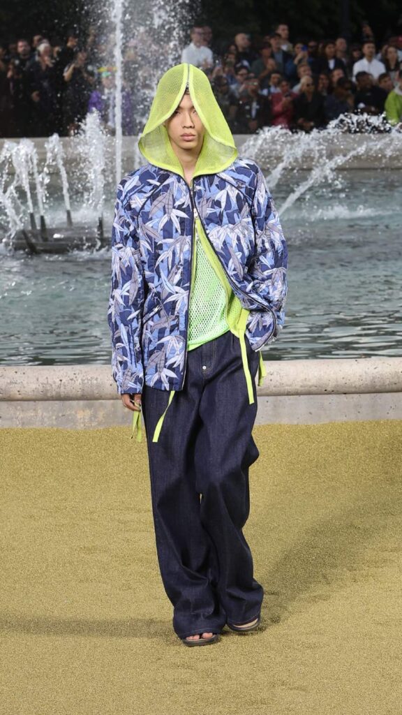 Kenzo SS25: un estudio de oriente, occidente, el pasado y el presente