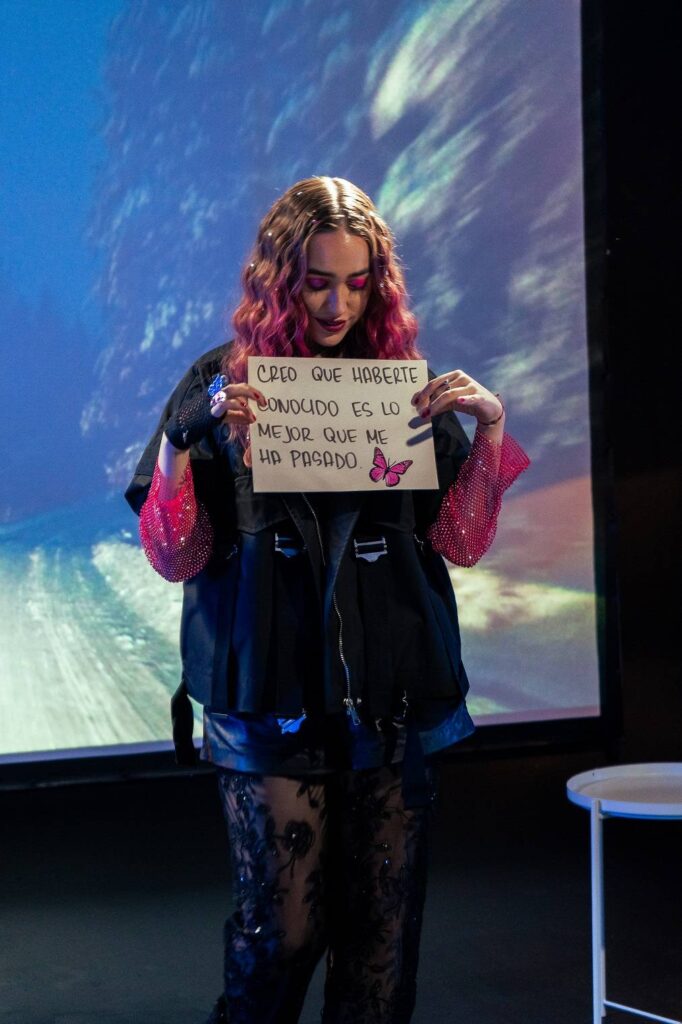 Ela Taubert es la joven cantante colombiana más viral del momento