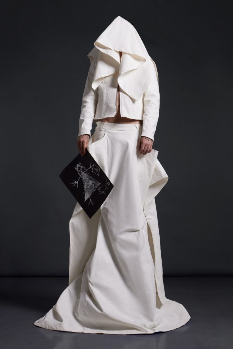 Anthony Castillo es el nuevo nombre de la moda urbana emergente