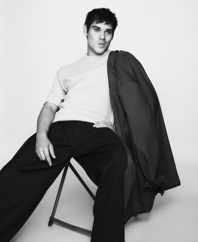 El actor César Vicente interpreta a Adolfo Domínguez esta temporada