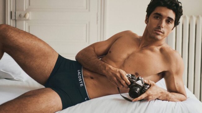 Taylor Zakhar Perez tiene el truco para verse de diez: ropa interior Lacoste