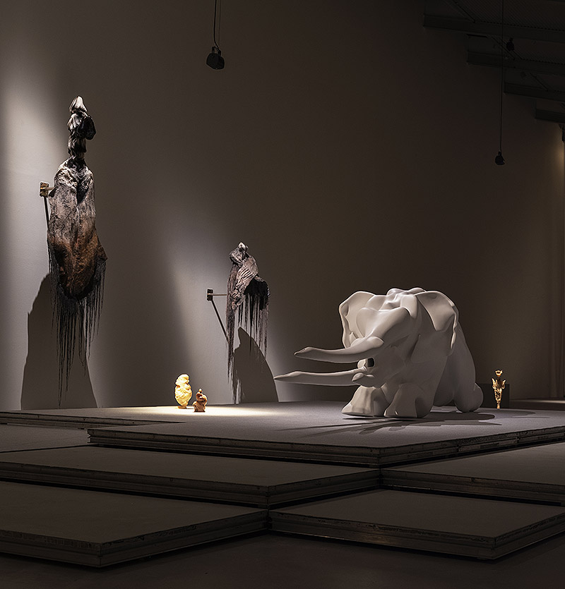 Marguerite Humeau presenta Torches en el Arken de Dinamarca