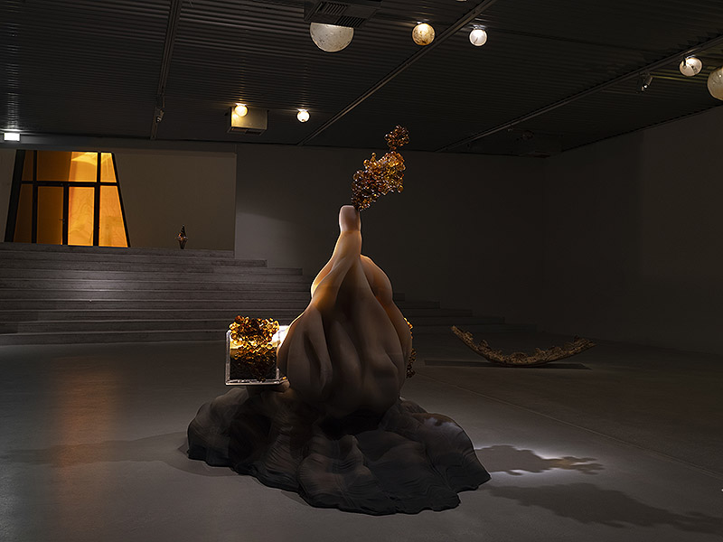 Marguerite Humeau presenta Torches en el Arken de Dinamarca