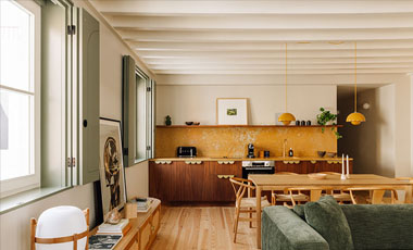 Julien Labrousse dueño y autor del interiorismo Hotel Élysée Montmartre