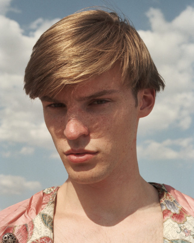 Editorial de Moda Hombre Agender protagonizado por Ruben Kaemingk