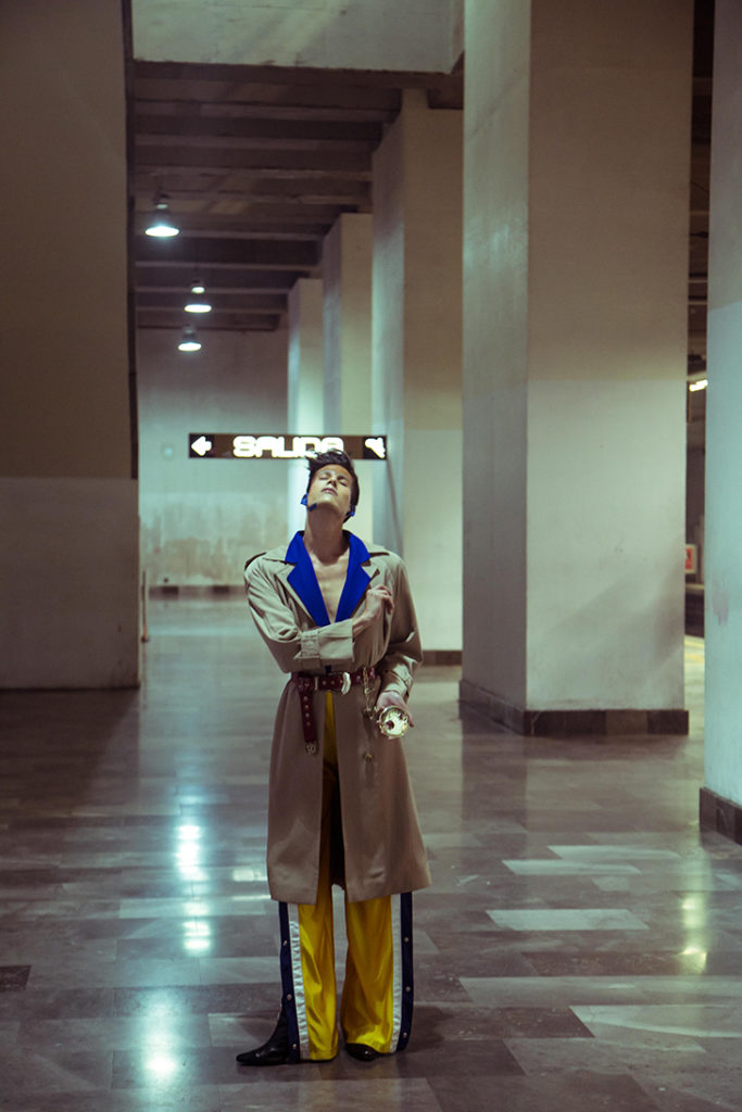 Historias de Moda en el metro de Ciudad de México por Milo Miranda